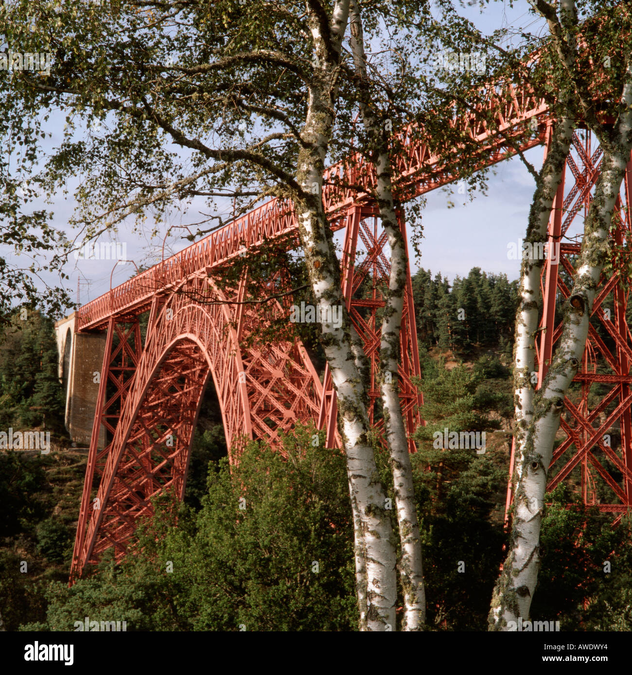 Garabit viaduct Cantal Auvergne France Stock Photo - Alamy