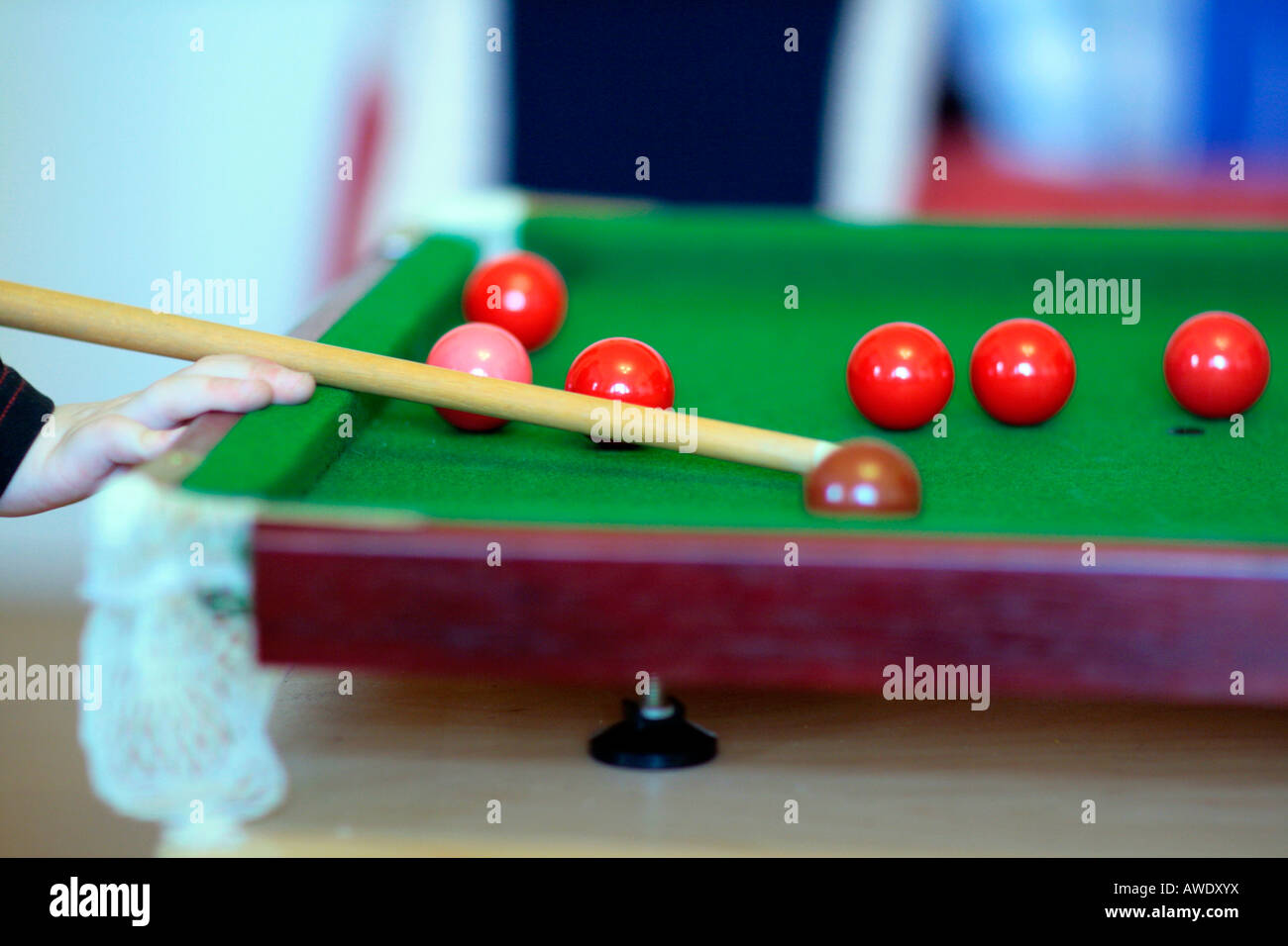 Snooker balls.on a snooker table Stock Photo - Alamy