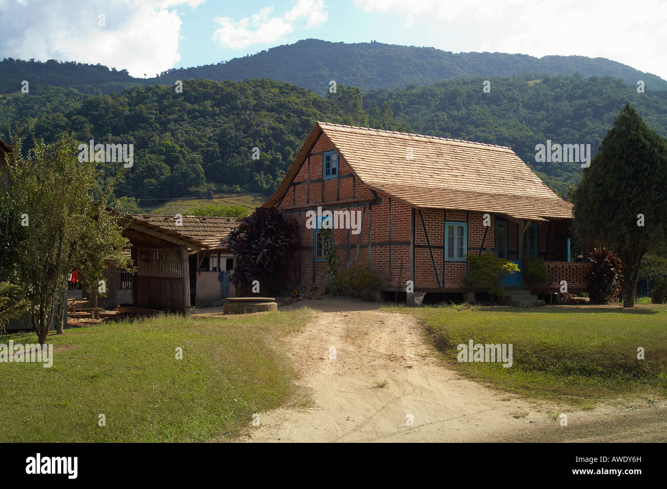 Half timbered farm in hi-res stock photography and images - Alamy