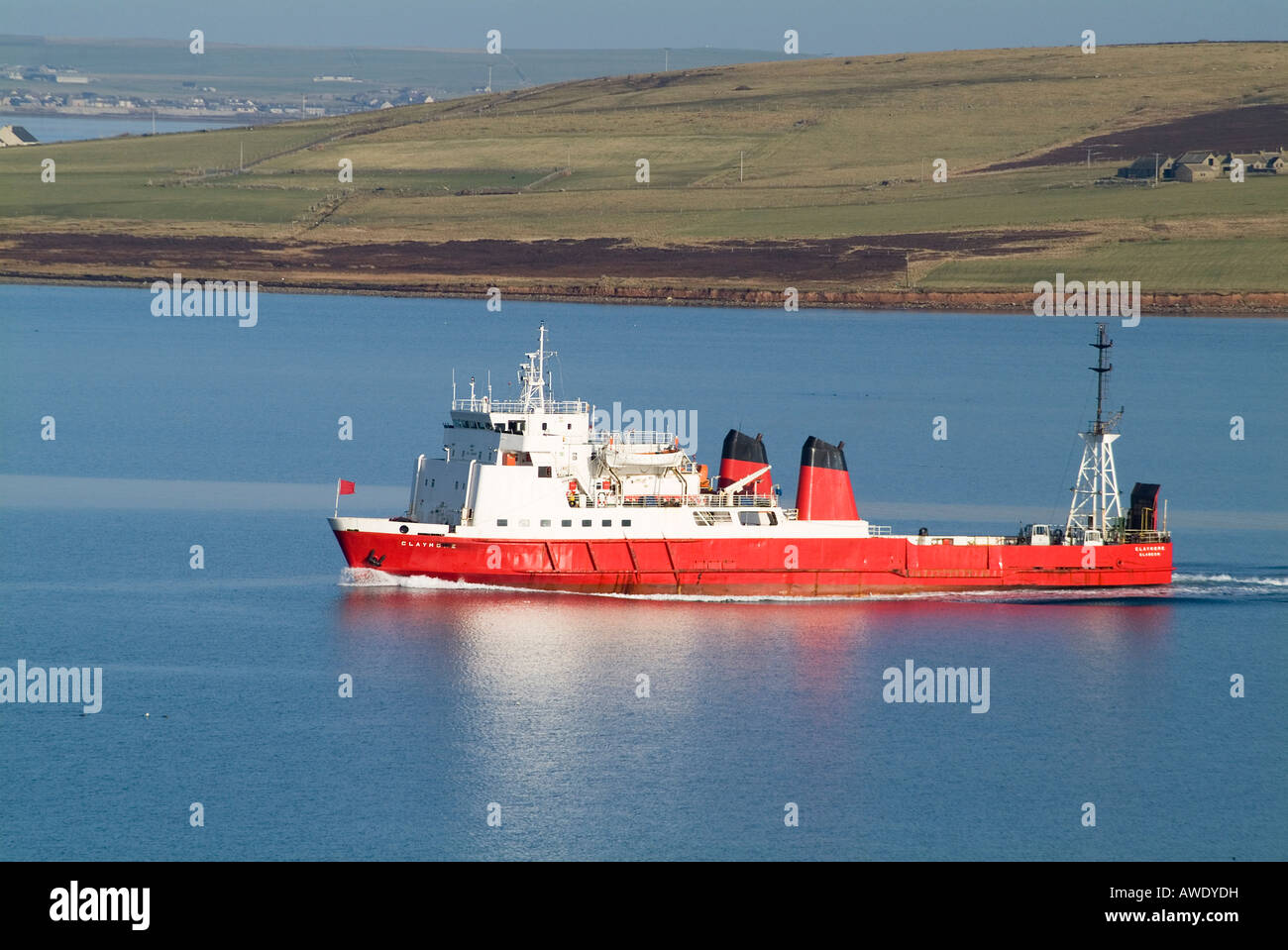 dh SOUTH RONALDSAY ORKNEY Pentland Ferries ferry Claymore departing St ...