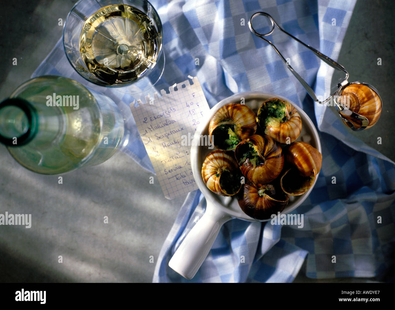 Cafe escargot hi-res stock photography and images - Alamy