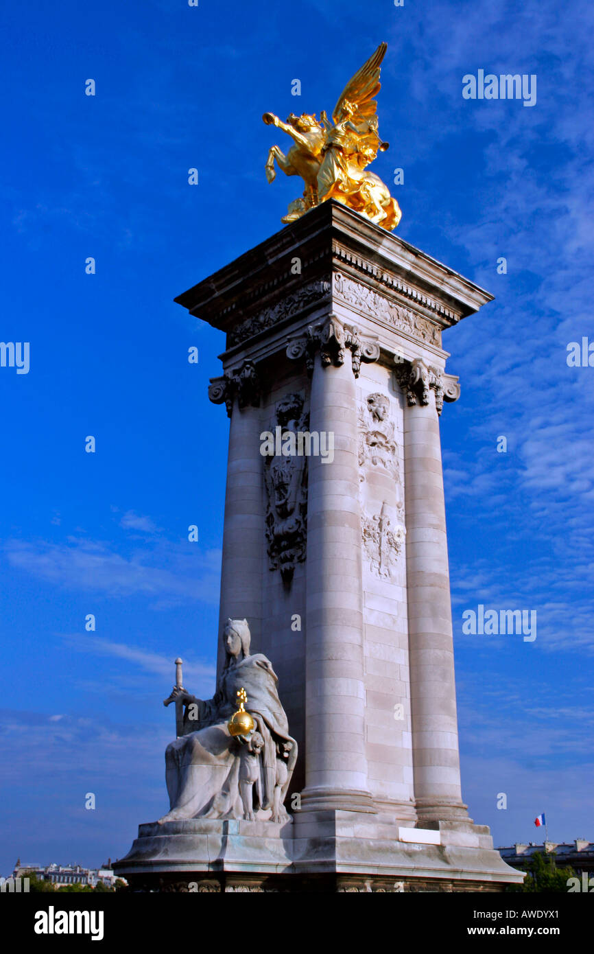 Alexander III Statue, Paris Stock Photo - Alamy
