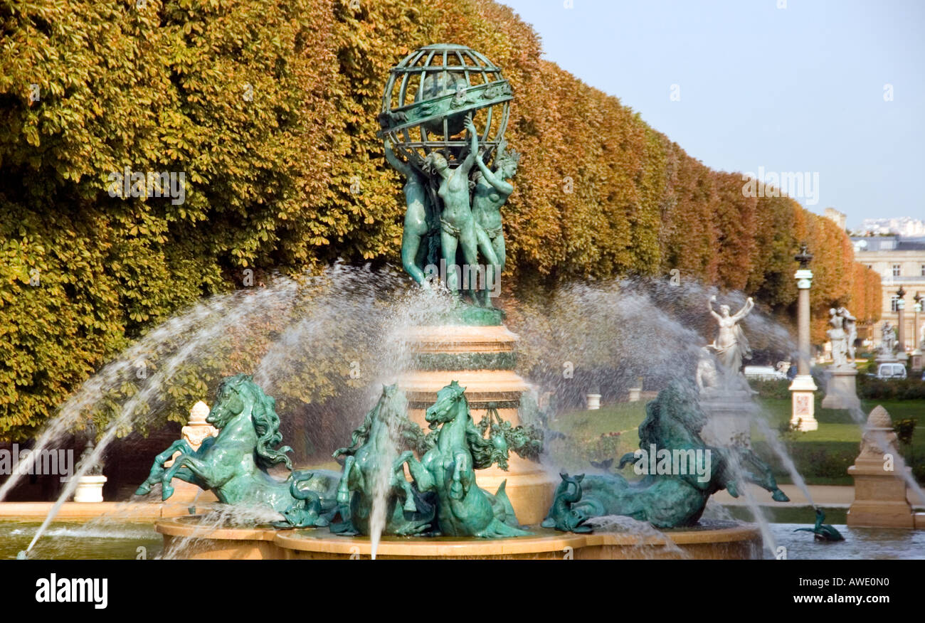 Jardin du Luxembourg, Fonataine de l'Observatoire Fountain Stock Photo ...