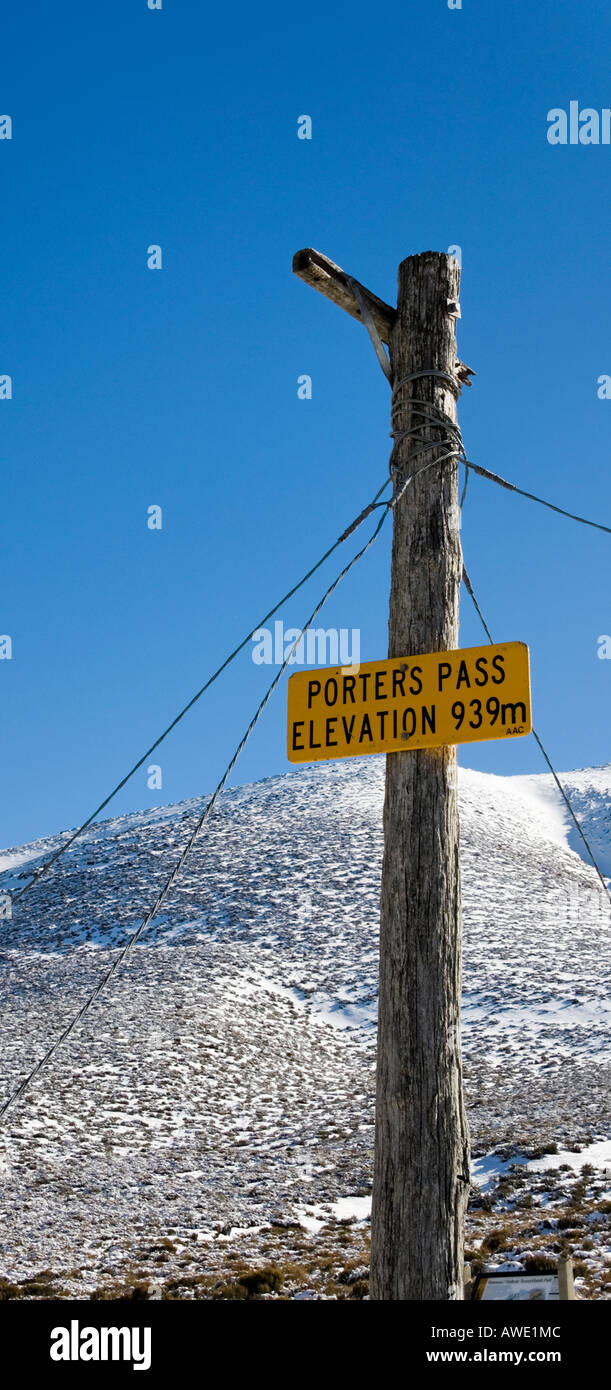 Porters pass hi-res stock photography and images - Alamy