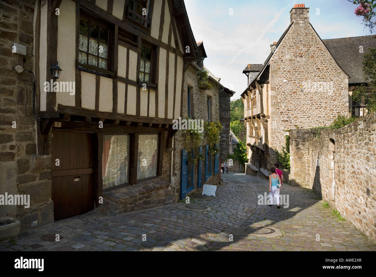Typical Street in the old Breton town of Dinan Stock Photo - Alamy