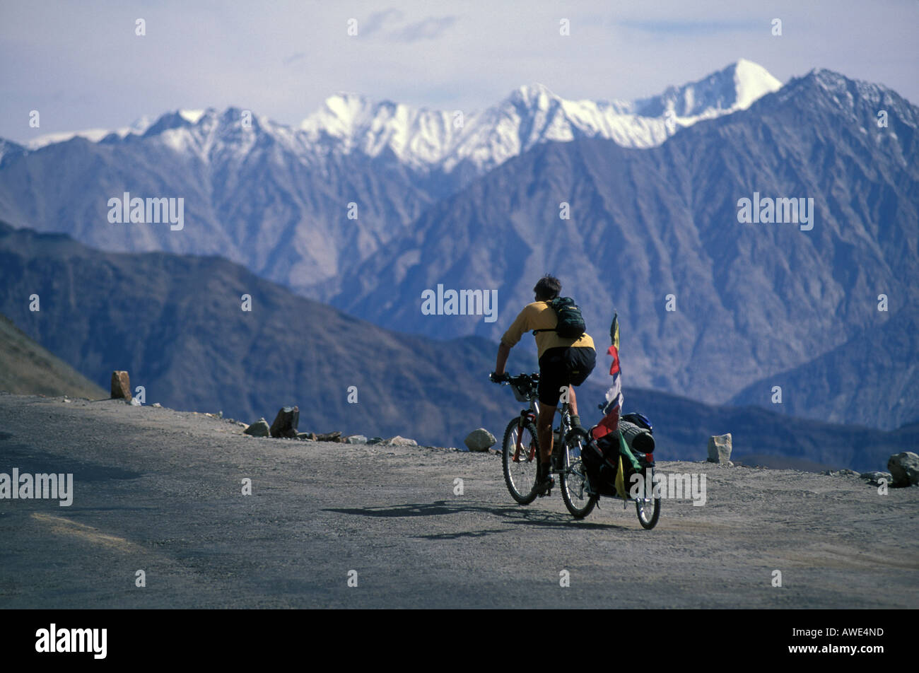 Mountain bike touring, Ladakh, India Stock Photo - Alamy