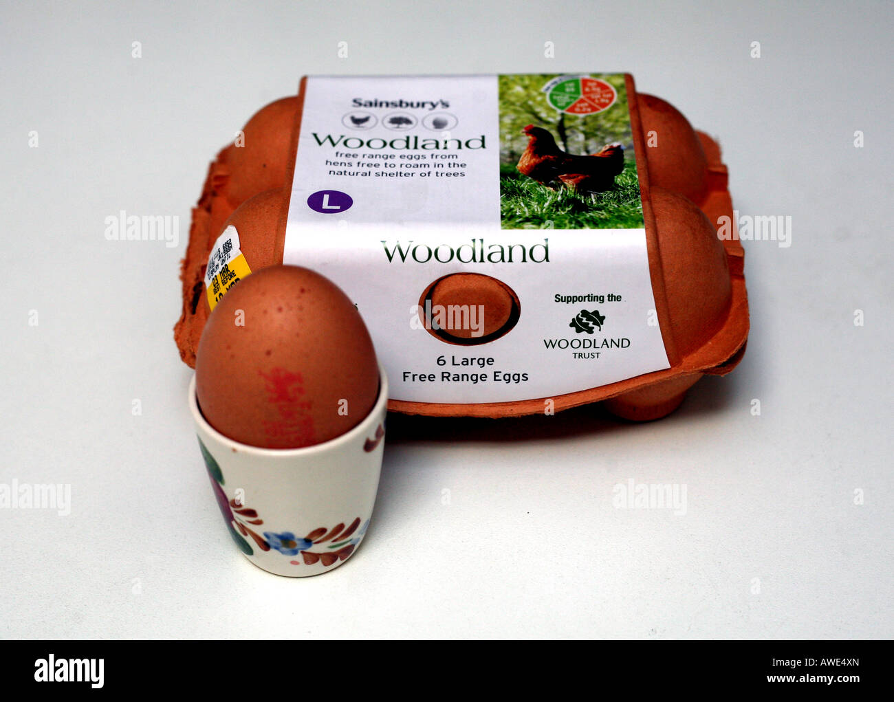Sainsburys woodland free range eggs hi-res stock photography and images ...