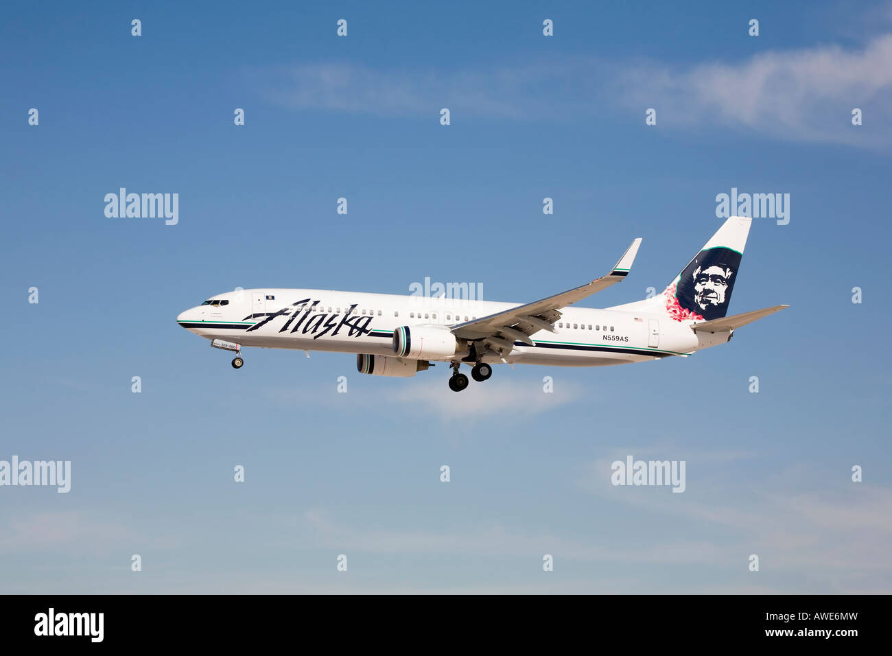 Alaska airlines cockpit hi-res stock photography and images - Alamy