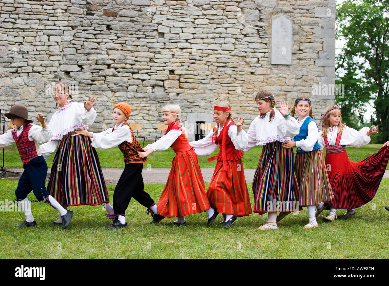 Folk Dance Showing High Resolution Stock Photography and Images - Alamy