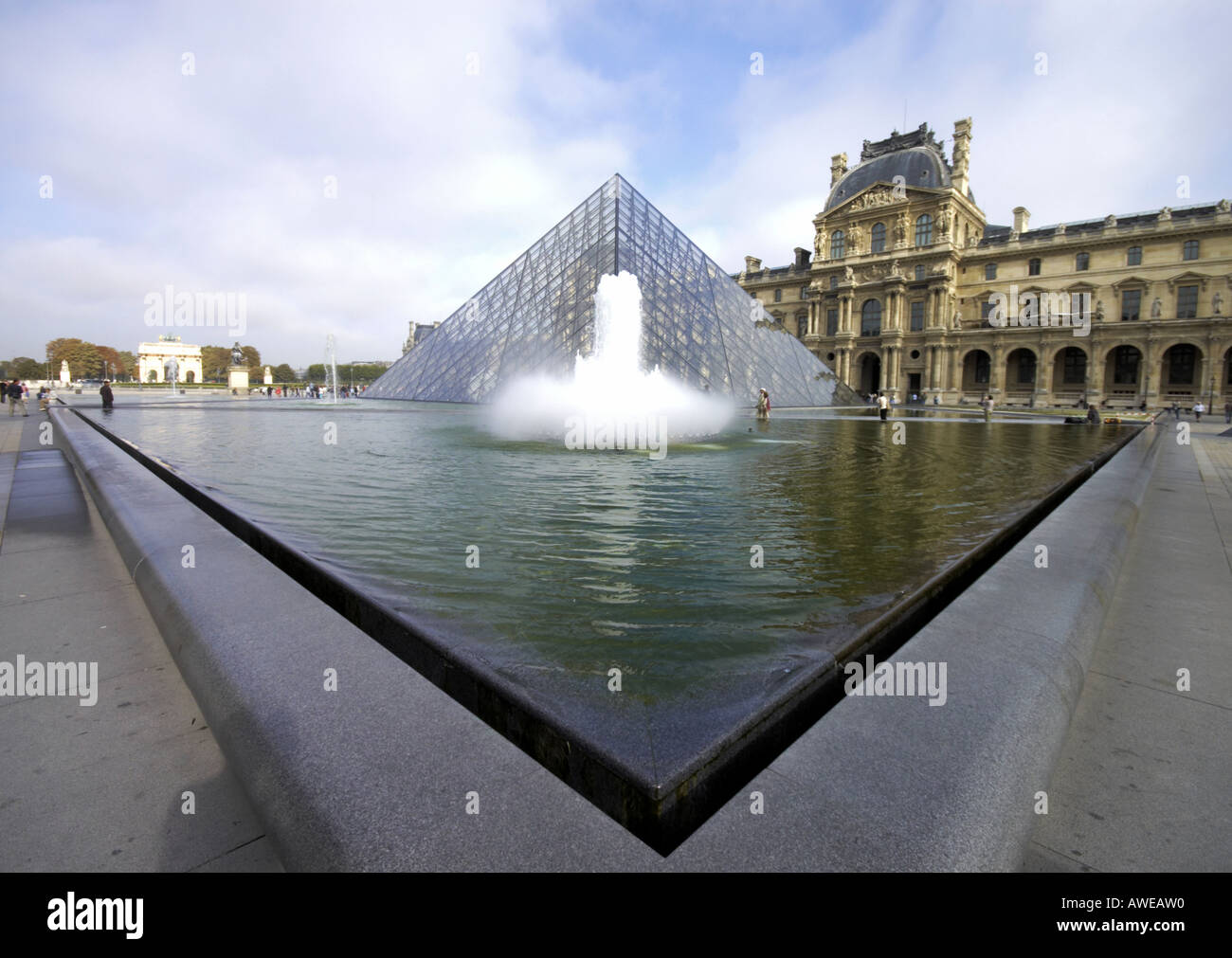 Pyramid Water Feature High Resolution Stock Photography and Images - Alamy