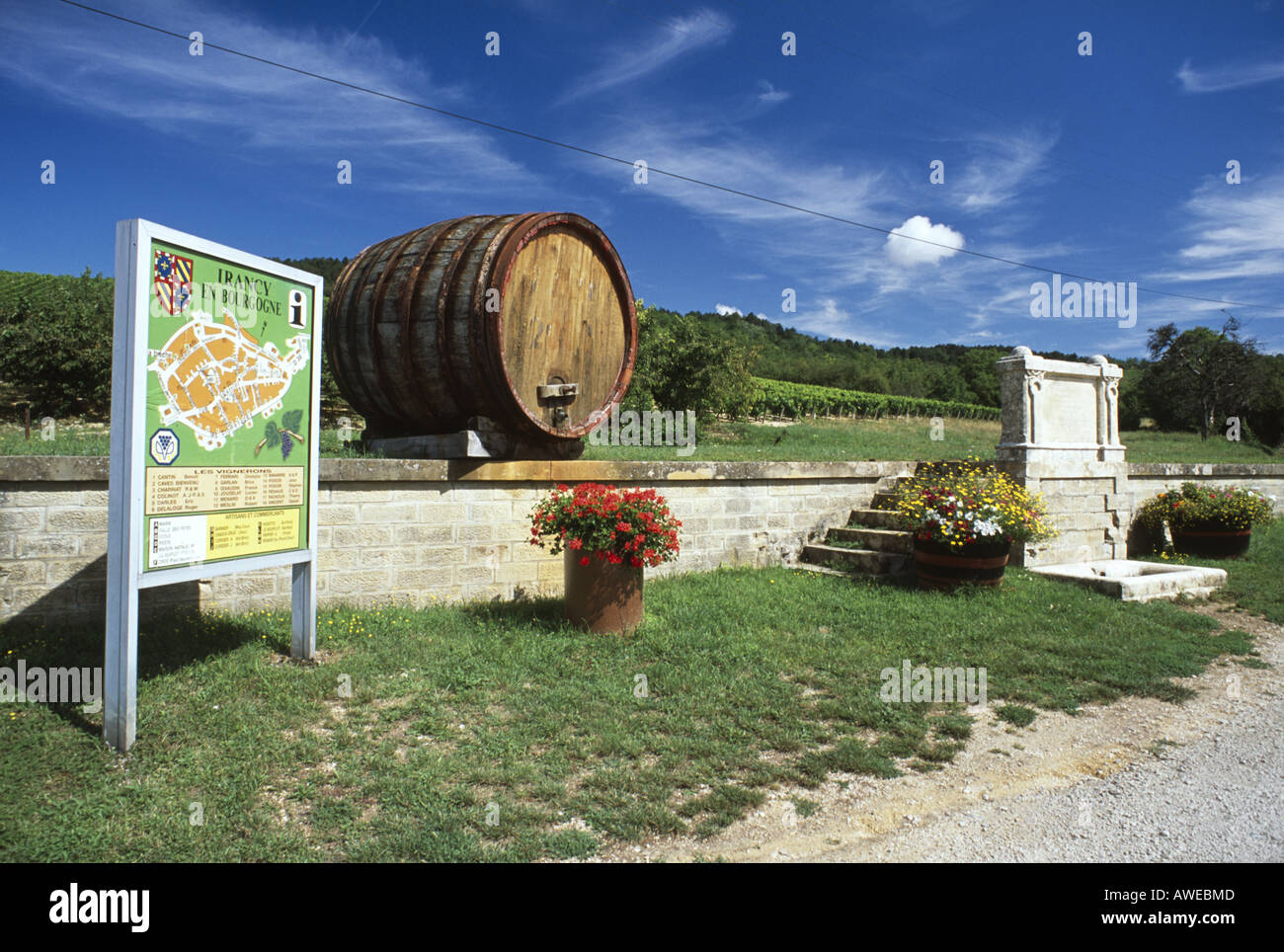 Burgundy wine map hi-res stock photography and images - Alamy