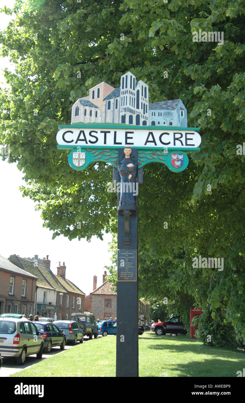 Castle acre village sign hi-res stock photography and images - Alamy
