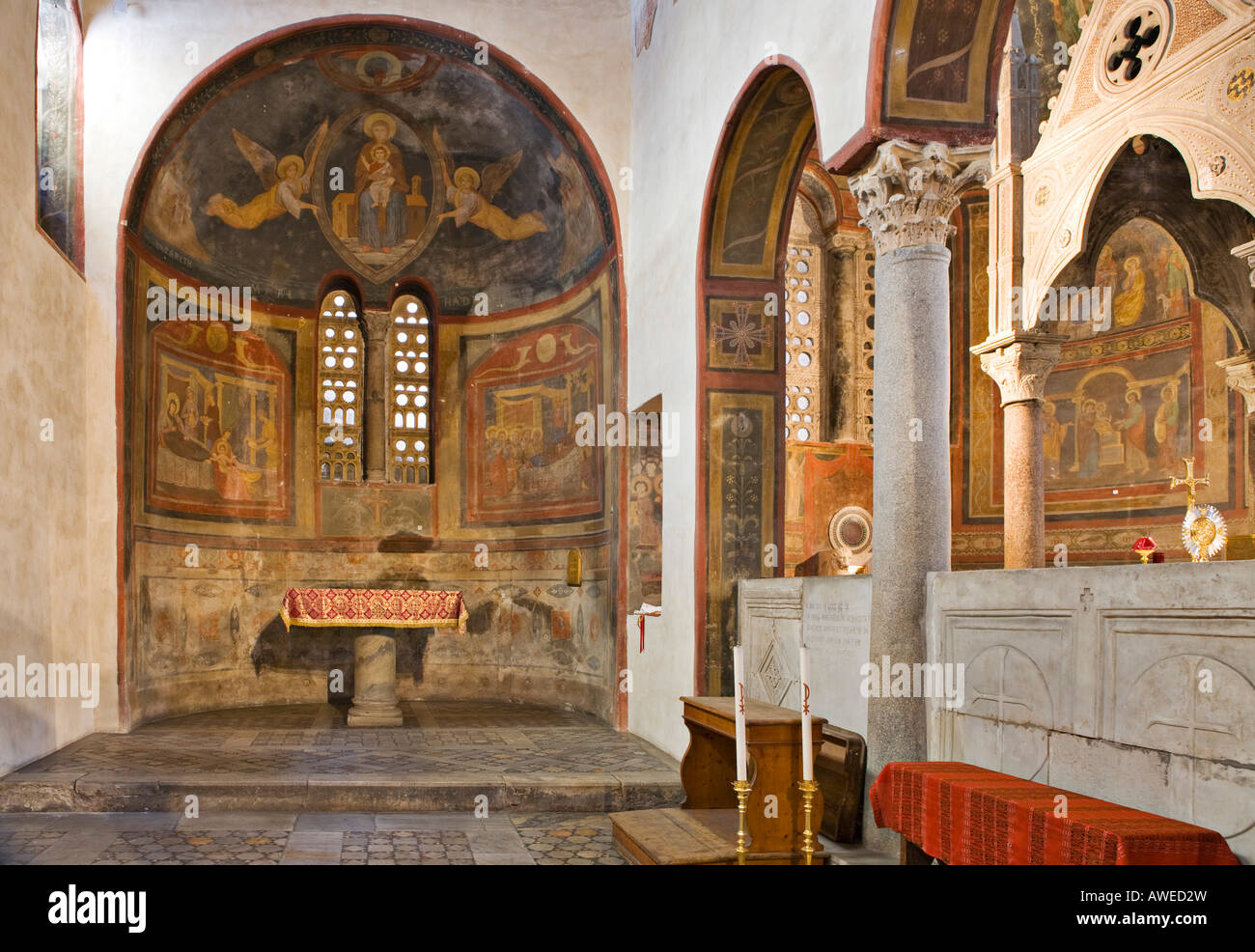 Left side aisle hi-res stock photography and images - Alamy