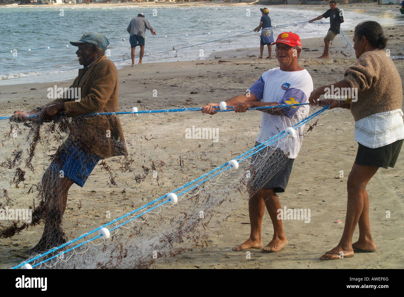 Pulling the net Stock Photo - Alamy
