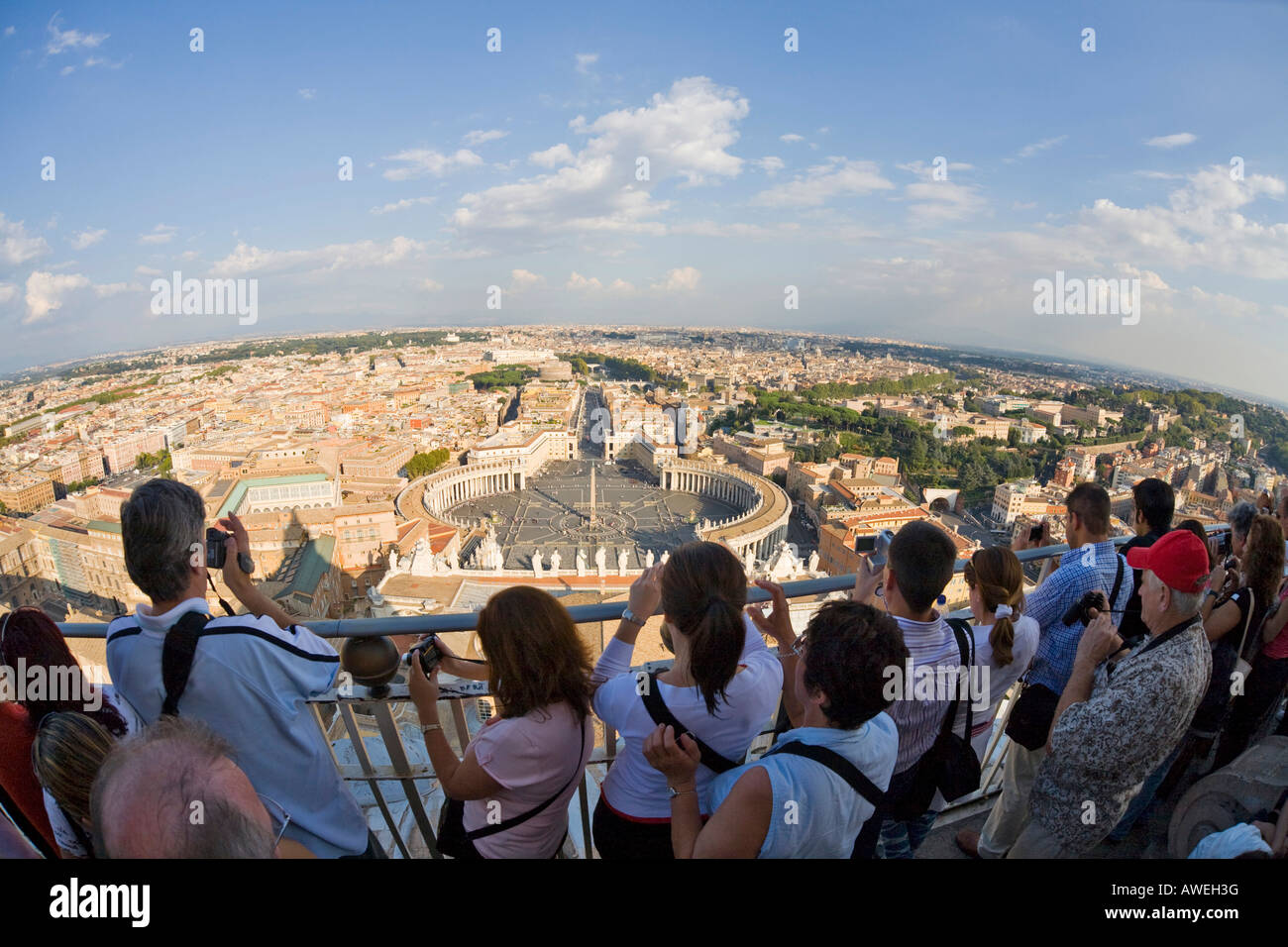 Dome of st peter basilica hi-res stock photography and images - Alamy