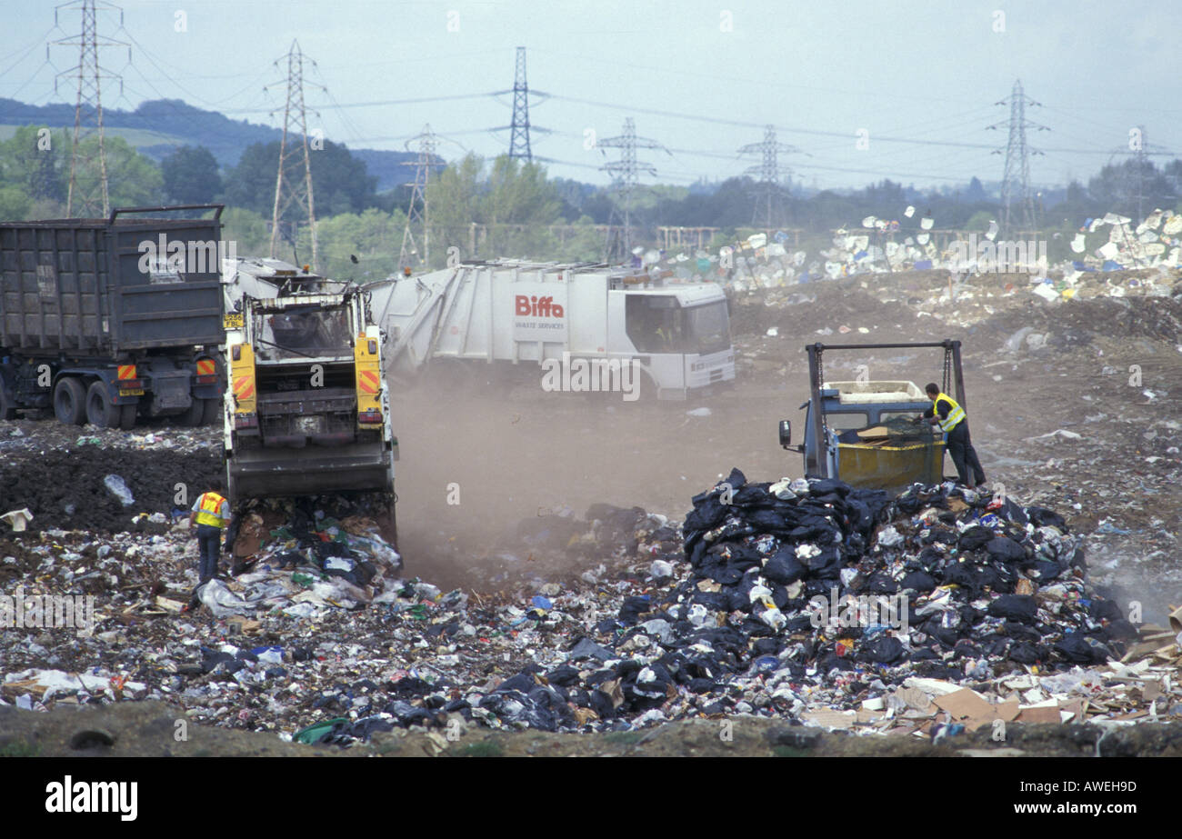 Biffa lorry hi-res stock photography and images - Alamy