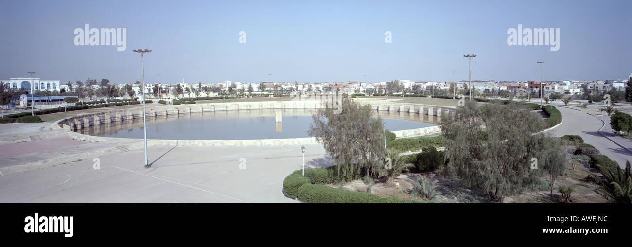 kairouan water basin Stock Photo - Alamy