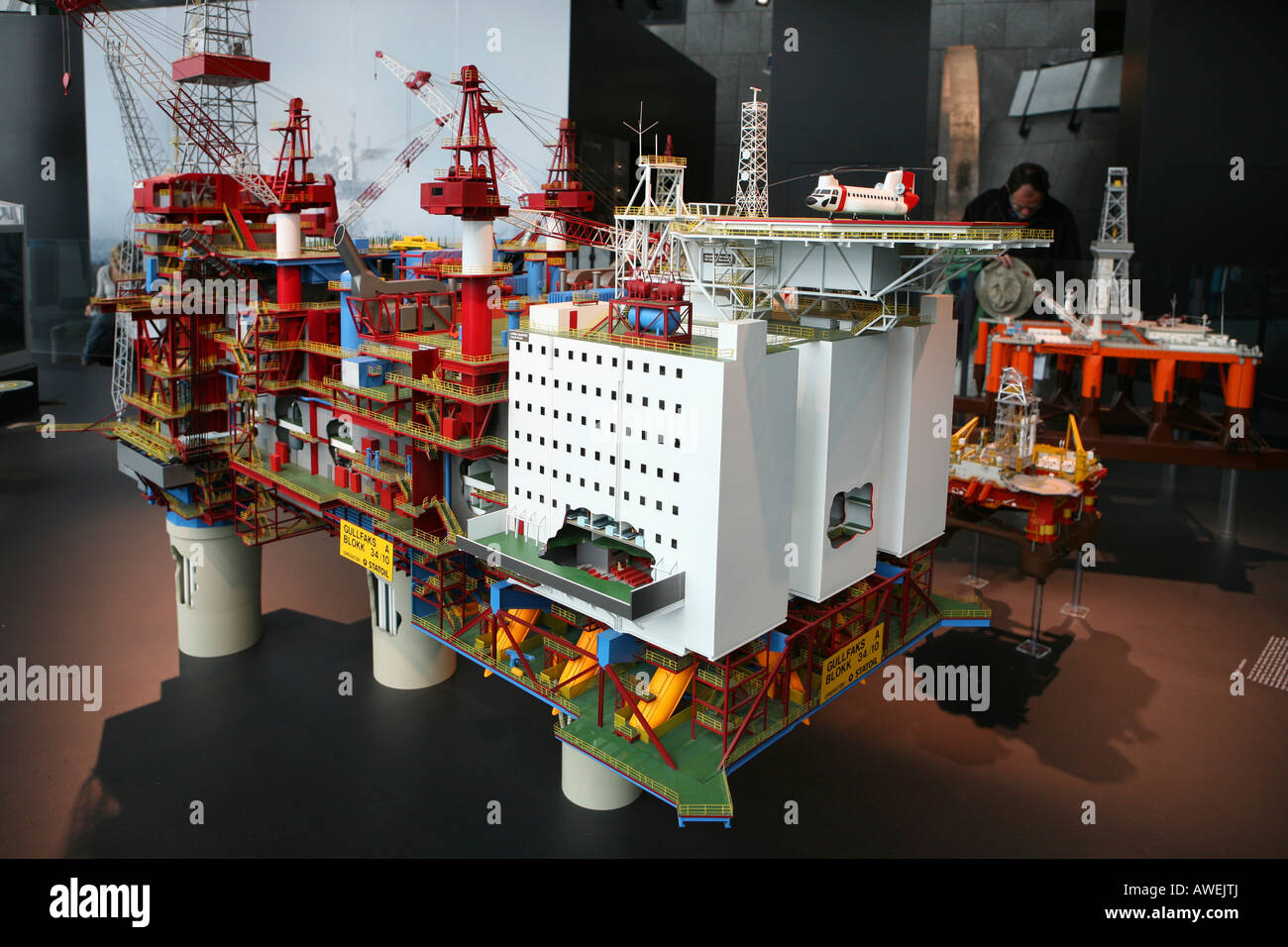 Model of an offshore oil rig, Petroleum Museum, Stavanger (European ...
