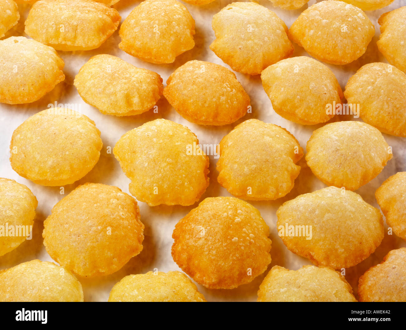 Puffed puri hi-res stock photography and images - Alamy