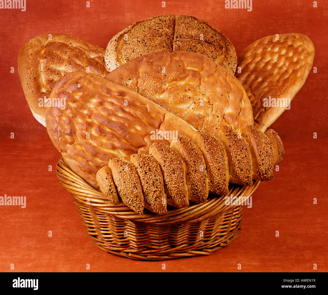 ASSORTED MEDITERRANEAN BREAD Stock Photo - Alamy
