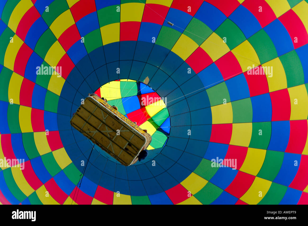 Hot air balloon from underneath hi-res stock photography and images - Alamy