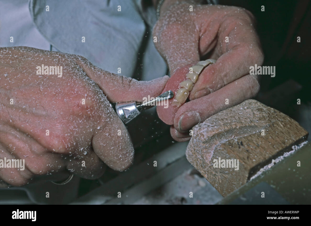 Denture polishing hi-res stock photography and images - Alamy