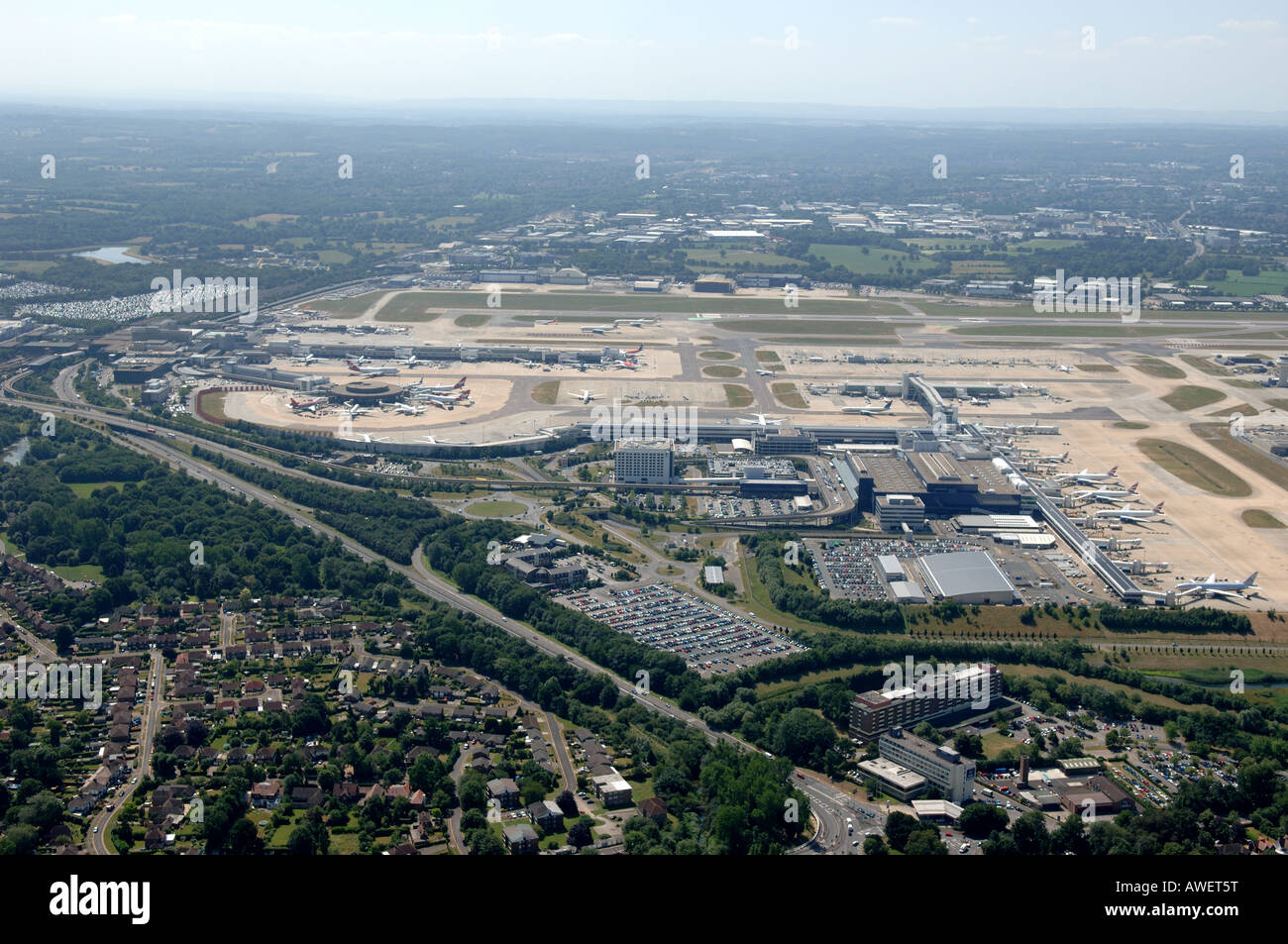 Gatwick aerial hi-res stock photography and images - Alamy