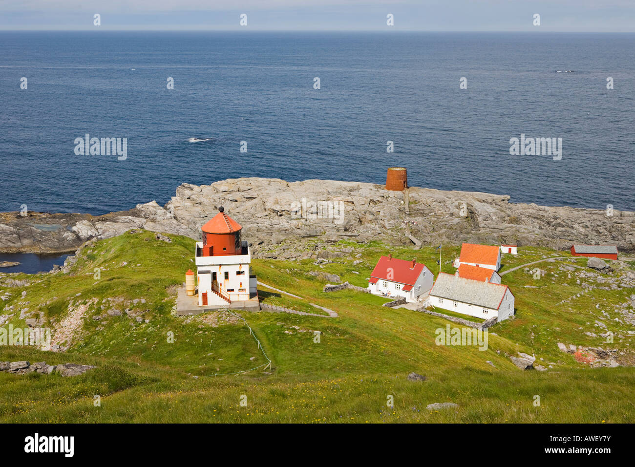 Norway coastal lighthouses hi-res stock photography and images - Alamy