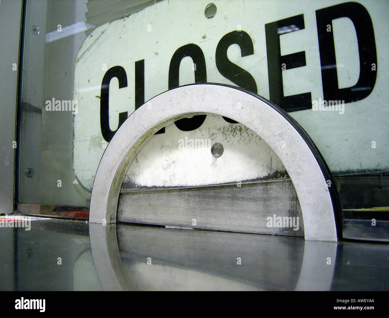 Urban Scene of a Closed Sign at a Ticket Booth Stock Photo - Alamy