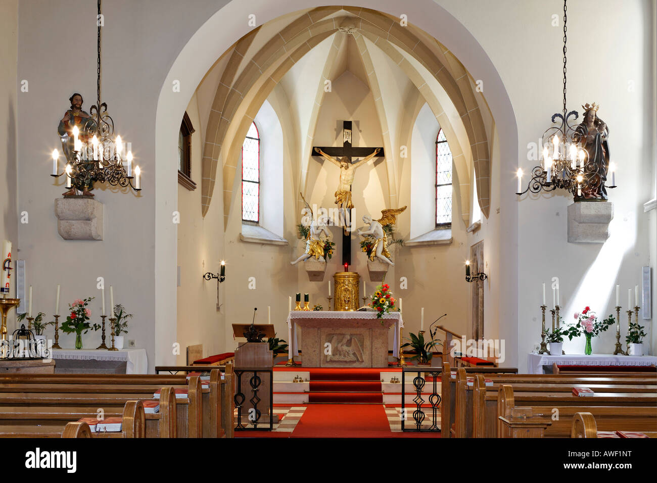 Interior view of the Romanesque church in Hernstein, Triesingtal ...