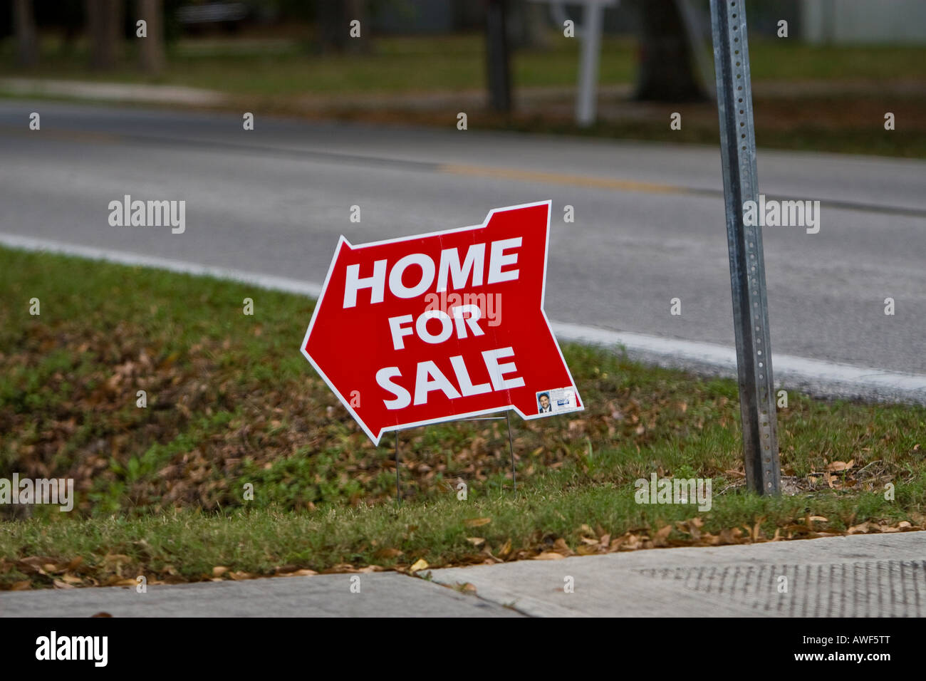 Home for Sale Sign Stock Photo - Alamy