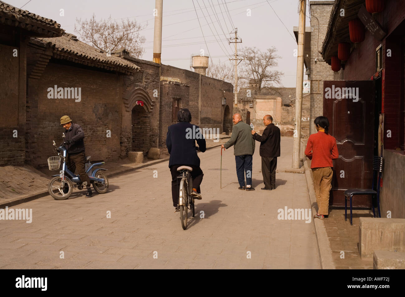Street scene. Pingyao, People's Republic of China Stock Photo - Alamy
