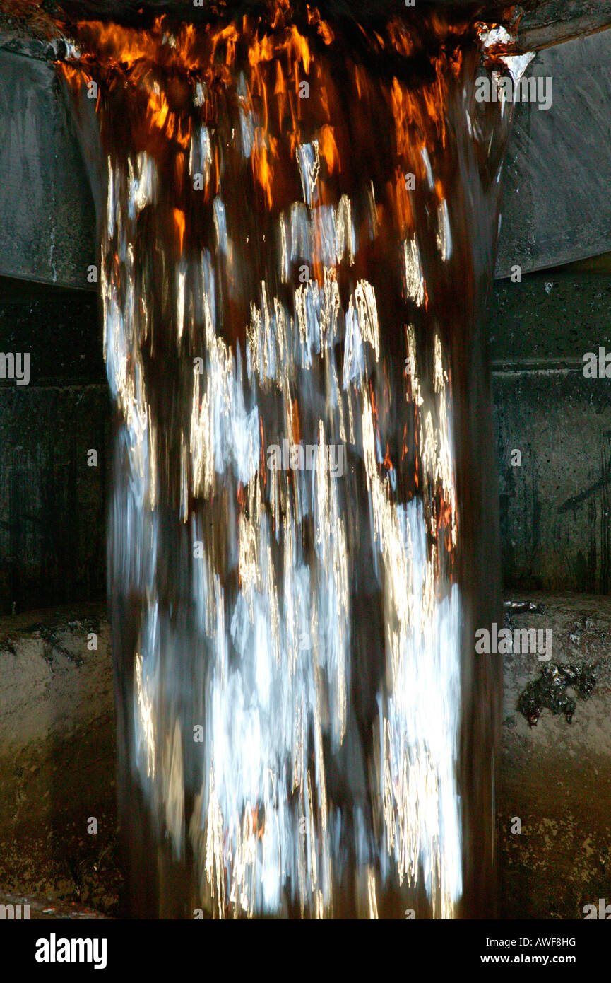 Melted aluminum during recycling process Stock Photo - Alamy