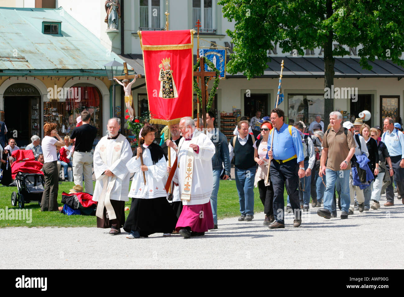 Pilgrims on the Kapellplatz in Altoetting, Upper Bavaria, Bavaria ...