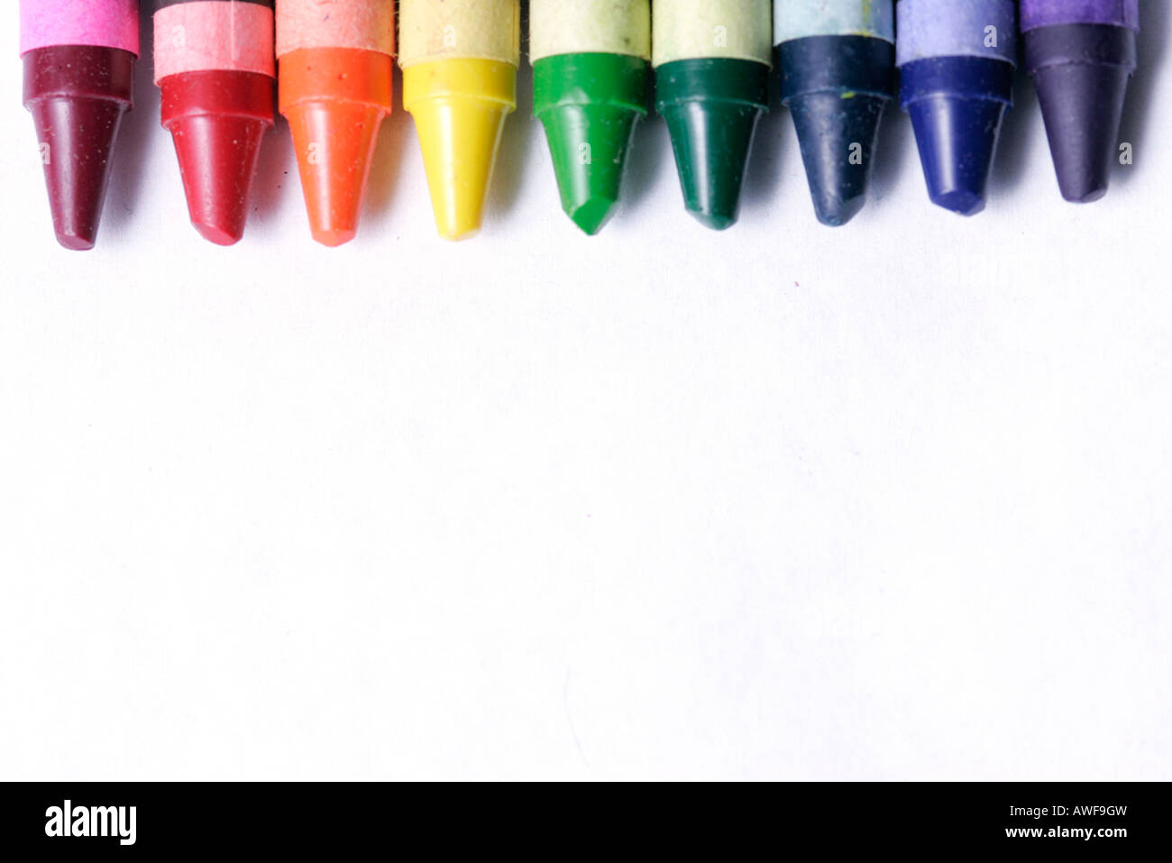 A line of crayons Stock Photo - Alamy