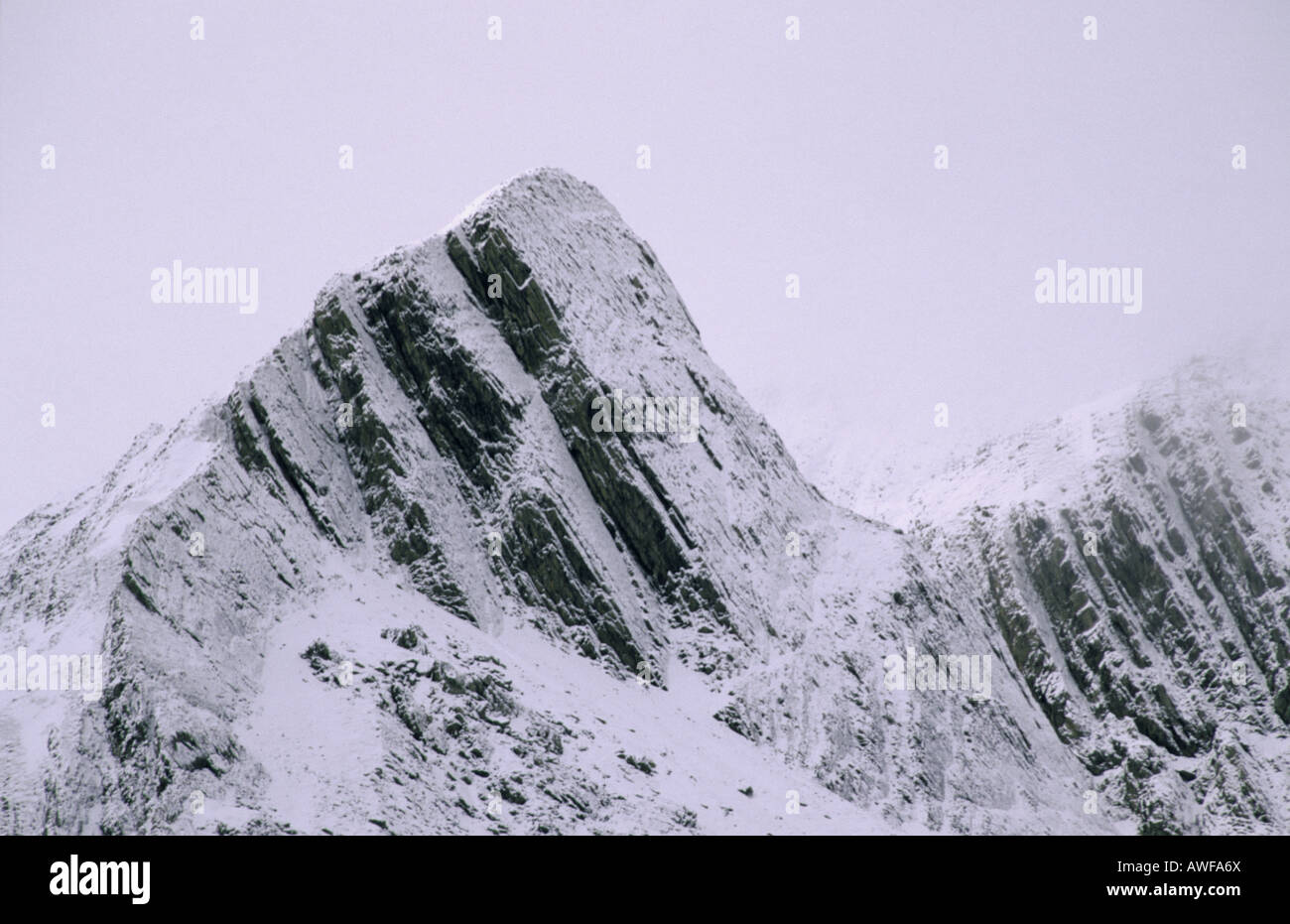 Snowy mountains Otal valley Spanish pyrenees Stock Photo - Alamy