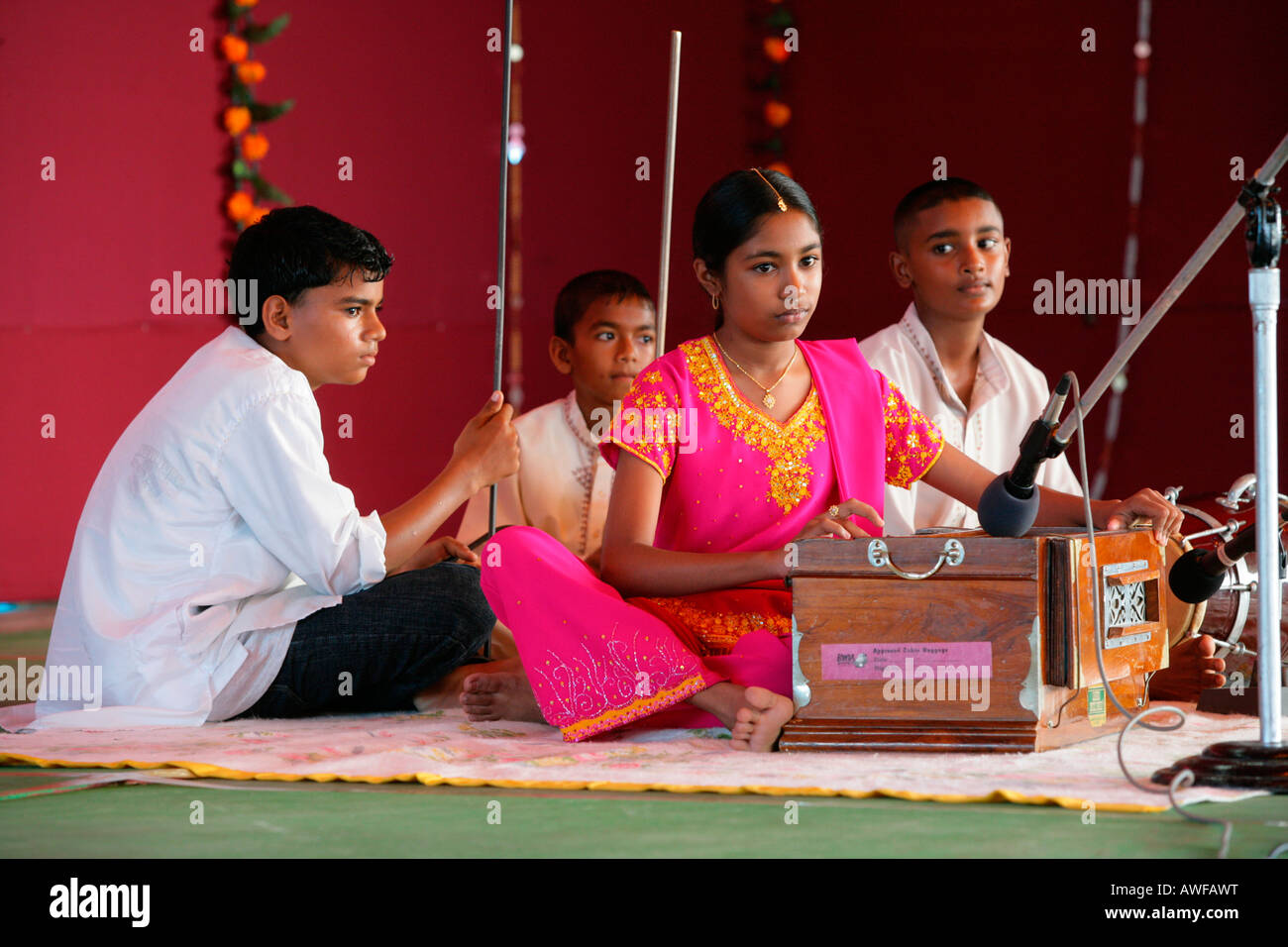 Guyana woman indian hi-res stock photography and images - Alamy