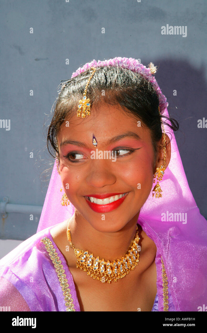 Guyana woman indian hi-res stock photography and images - Alamy