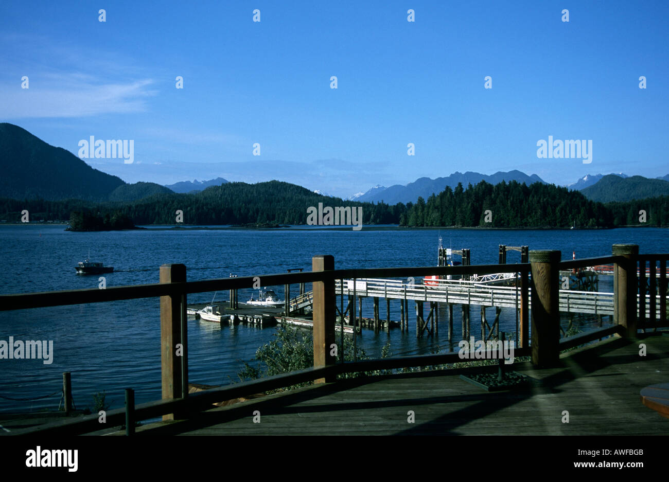 Jetty embark hi-res stock photography and images - Alamy