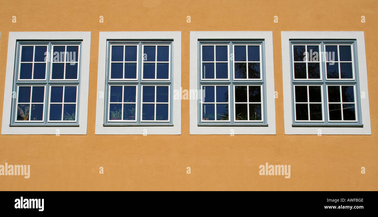 4 large glass windows hi-res stock photography and images - Alamy