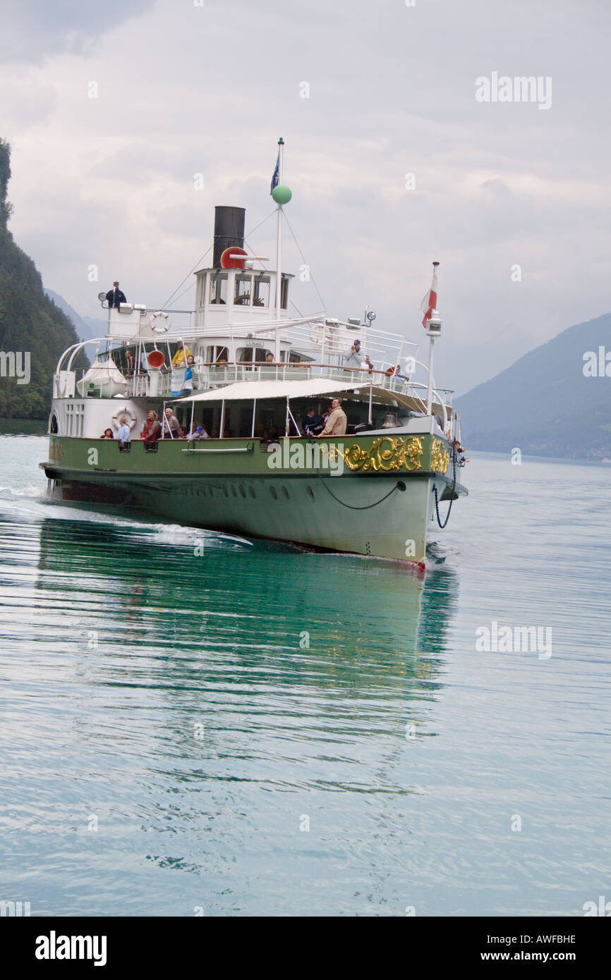 Lake brienz boat cruise hi-res stock photography and images - Alamy