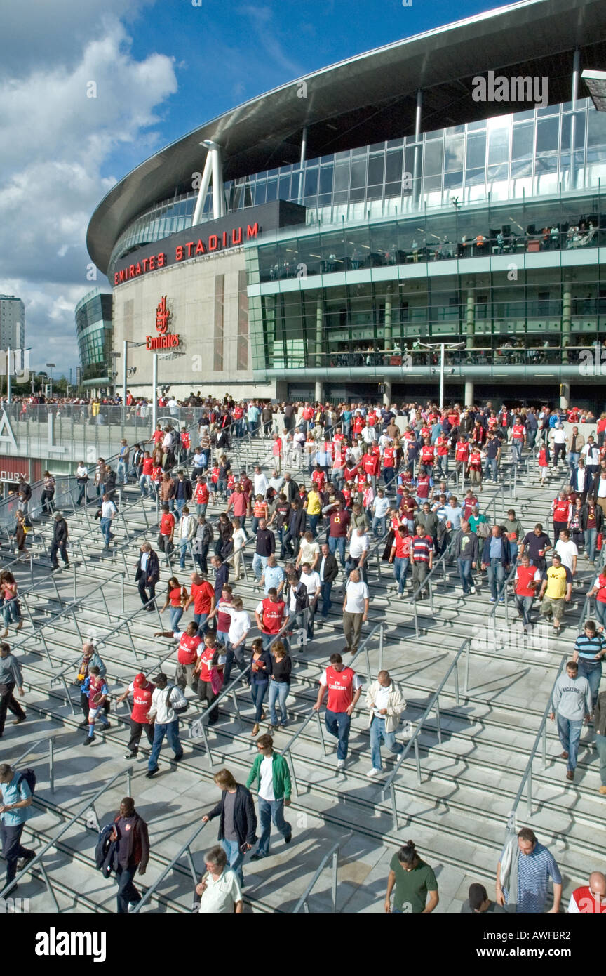 Arsenal stadium hi-res stock photography and images - Alamy