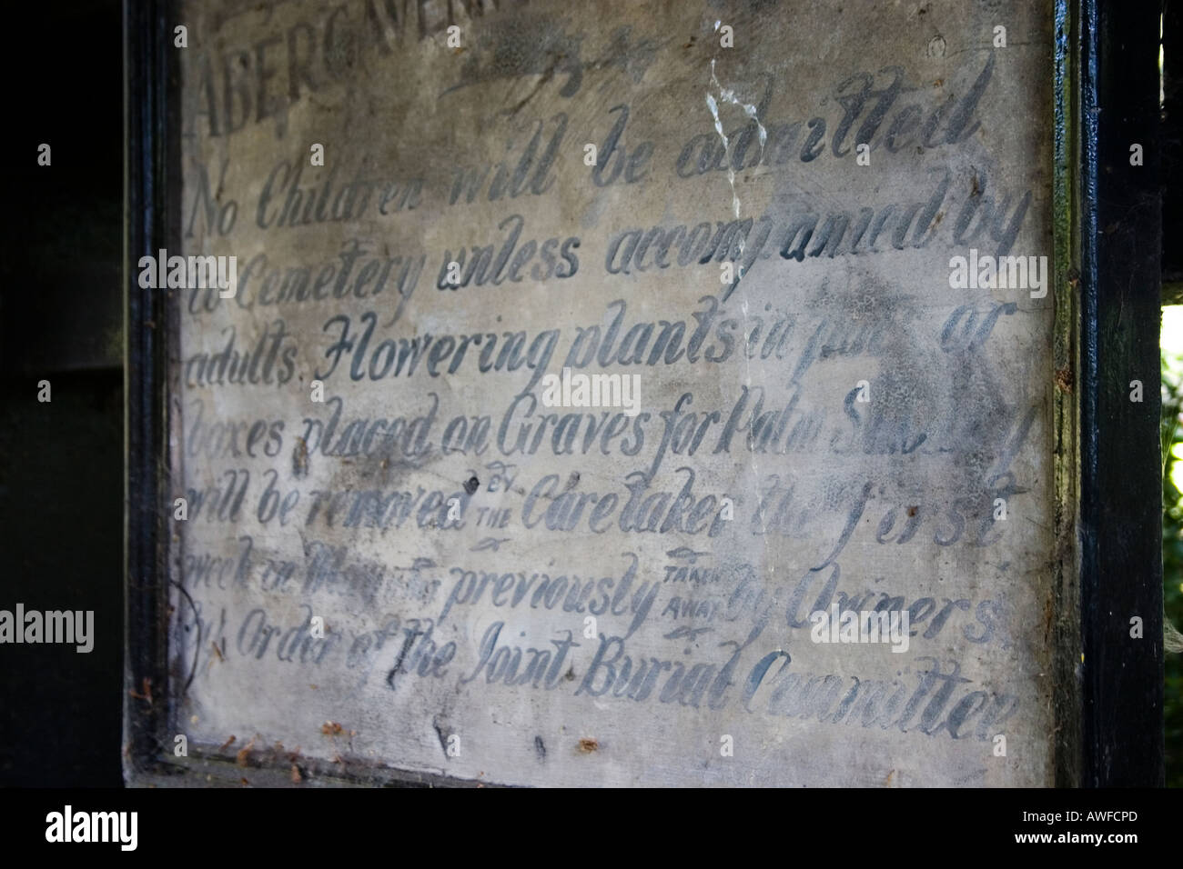 Old lych gate hi-res stock photography and images - Alamy