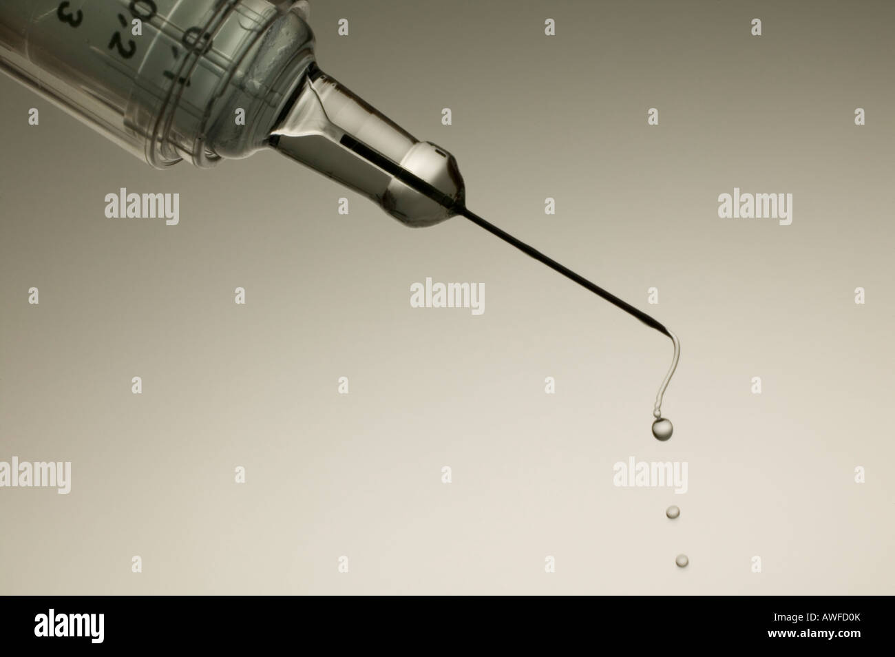 Tropfen an spritze hi-res stock photography and images - Alamy
