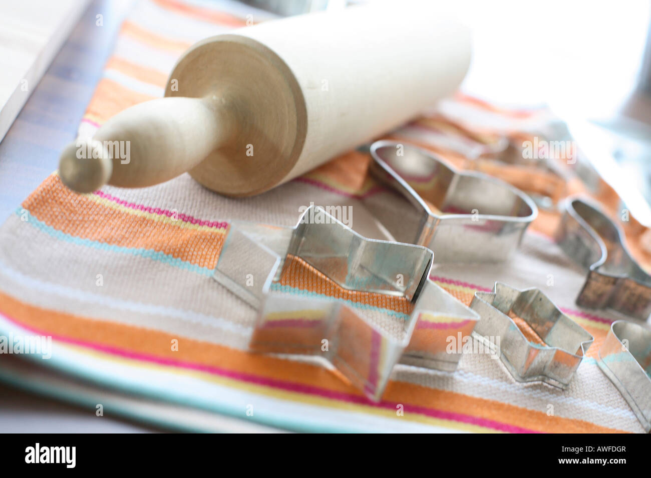 cookie cutter and rolling pin Stock Photo - Alamy