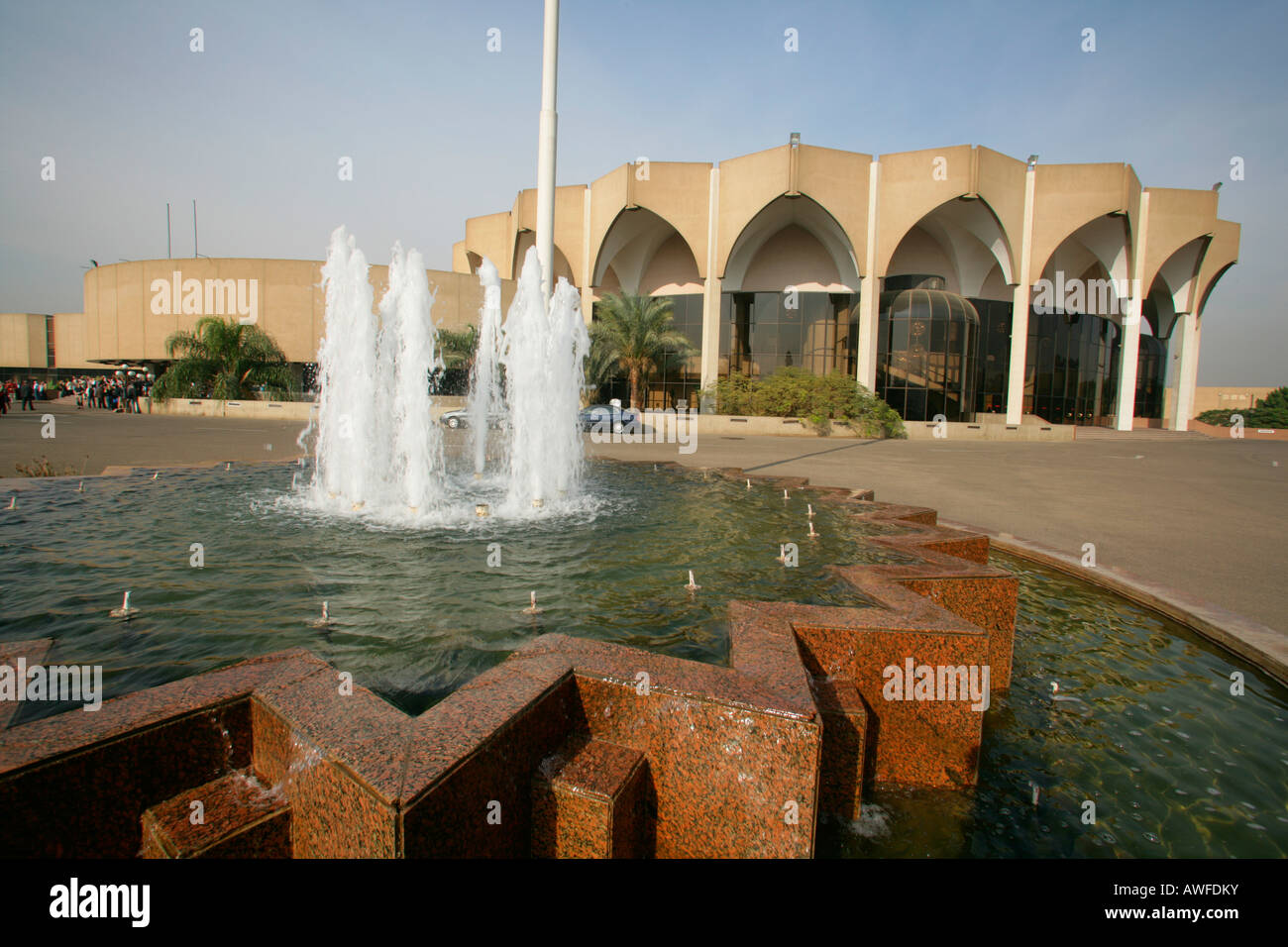 African conference centres hi-res stock photography and images - Alamy