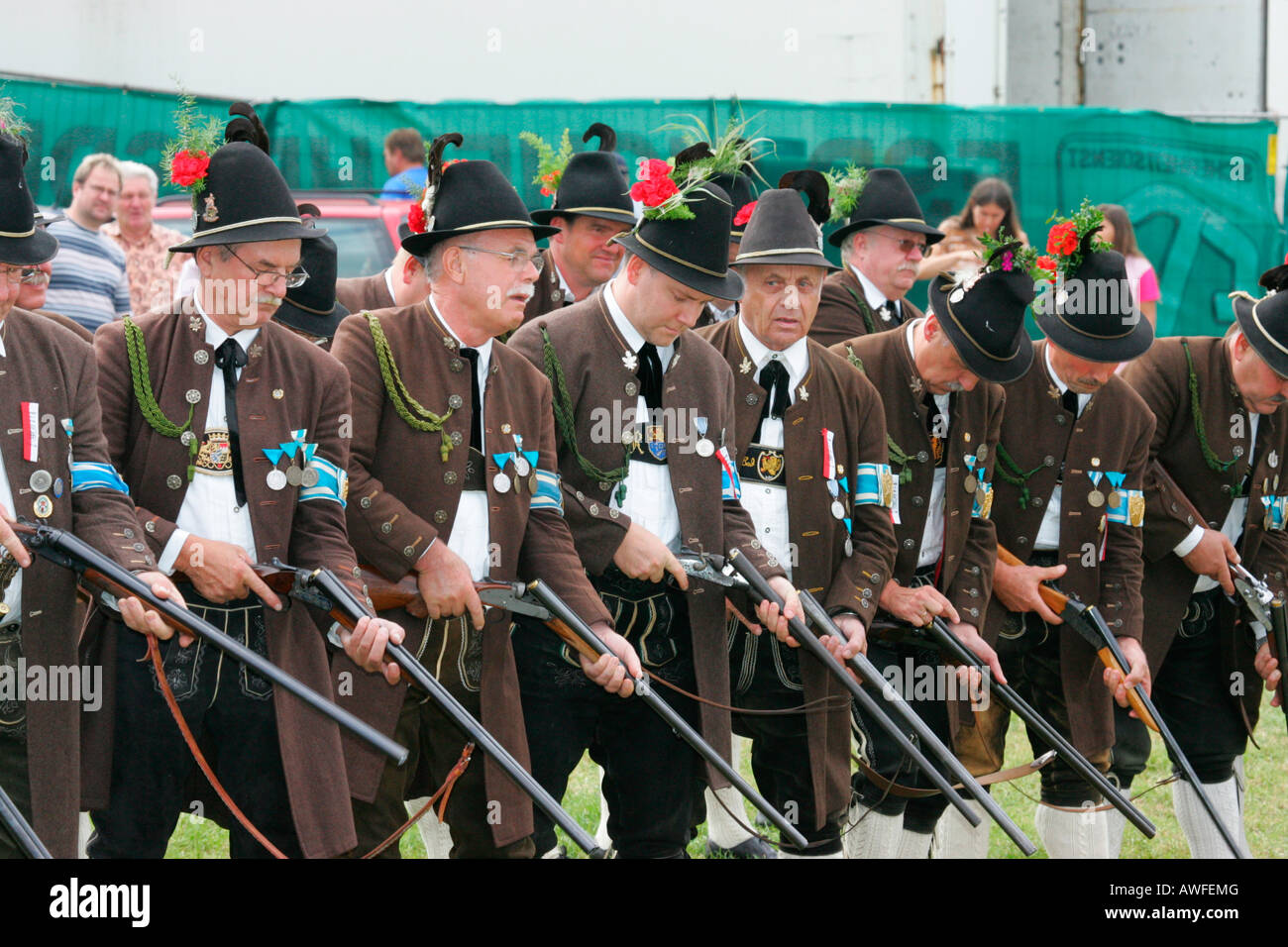 Firing line of the guns hi-res stock photography and images - Alamy