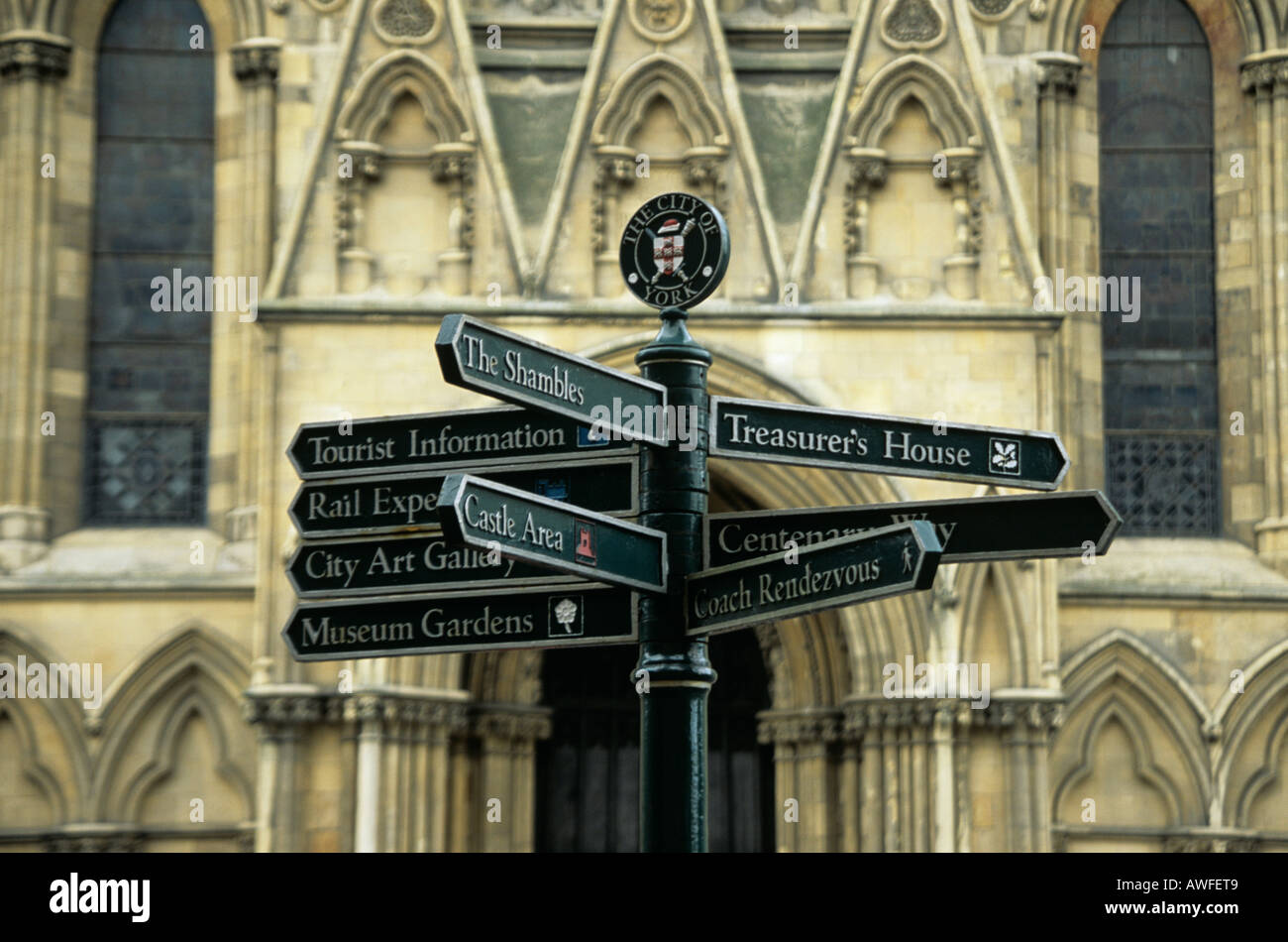 Multi directional sign hi-res stock photography and images - Alamy