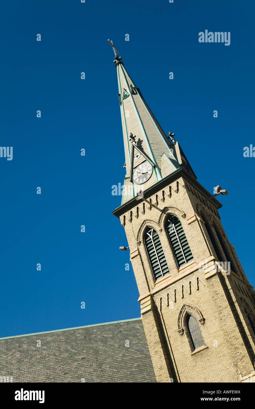 WISCONSIN Racine Church steeple with clock in tower Stock Photo - Alamy