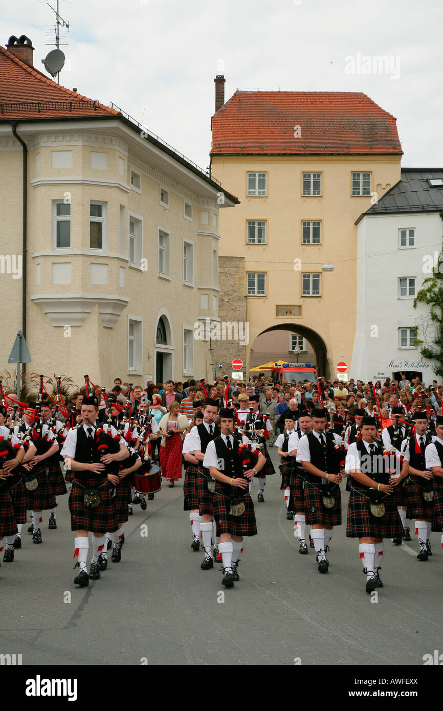 Traditional scottish instrument instruments hi-res stock photography ...